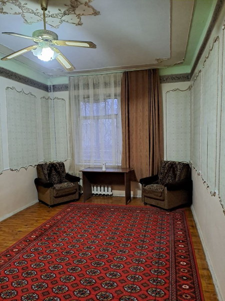 Продаётся 3 комнатная квартира в Обкомовском доме