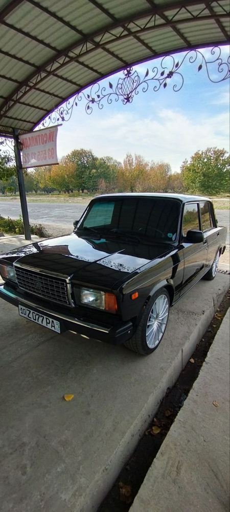 Лада 2107 черная