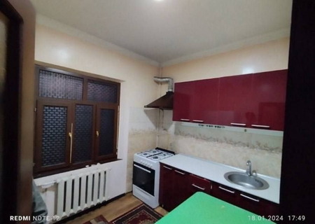 \Сергли,5,Яхши Холатда,1*2 Клинган,Таййор,2×3 балк.40м²,Ар,Метро-3 бек