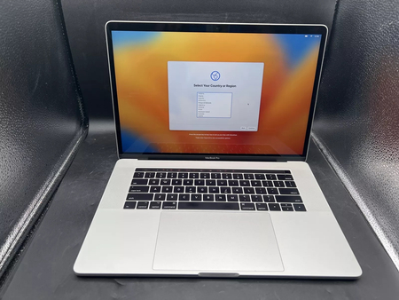 Macbook pro 15.4 Inch Core i7