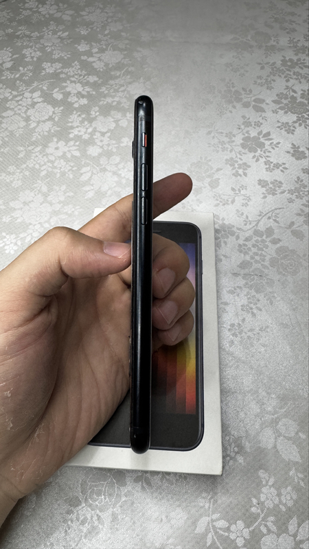 Iphone SE 3 (2022)