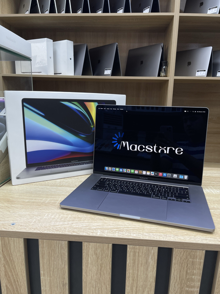 Macbook Pro 2019 core i9 16/1TB