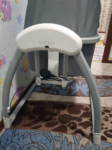 Elektrolyulka faqat bitta bola yotgan
