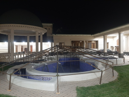 Baner tent va setkalar ustanofka qilamiz basseyn yopamiz tez va arzon