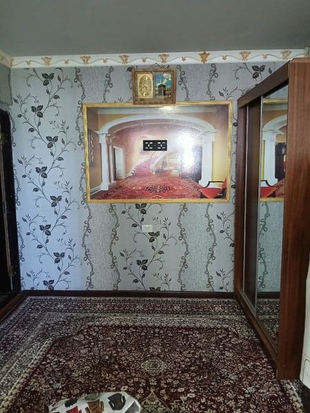 Srochni sotiladi