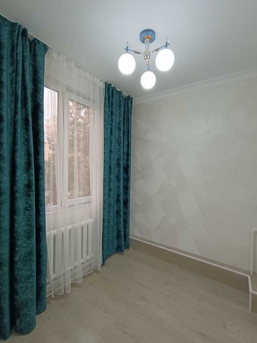 Продается Евро квартира феруза ЭКО базар 2в3/2/4 47м²