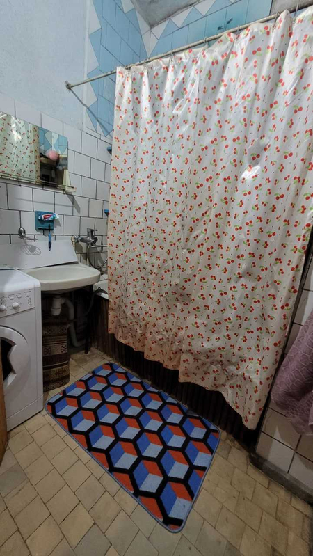Квартира 3 комнаты. 86 квм. Узбекфильм.