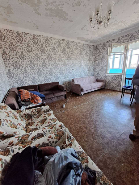 Отель Grand Mir ул.Кунаева 4-комнатная 8/9 90 м² зал 5х5 без ремонта
