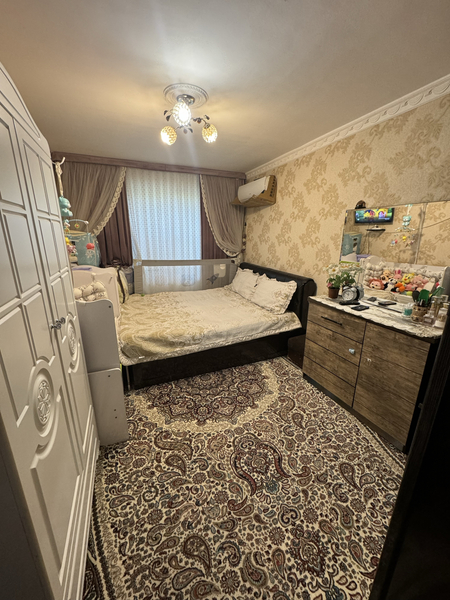 Продаётся 3/5/5  Учтепа 15 кв