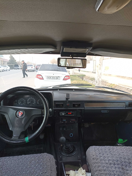 Volga 24 10 sotiladi