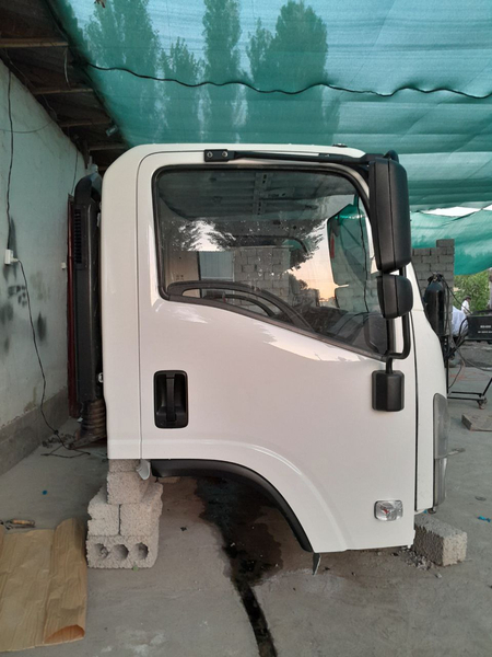 Isuzu kabina tayyor qoyishka