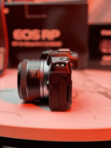 Canon EOS RP + obyeltiv