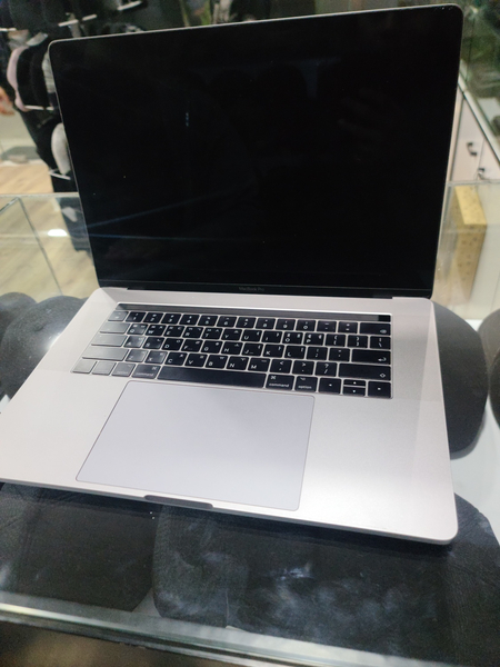 MacBook pro 16/512