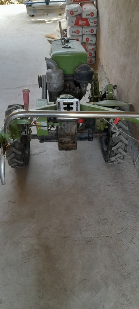 Zubr 1100 motokultivator tez va arzon sotiladi