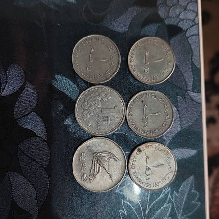 Продаю манеты цену предлагайте сами