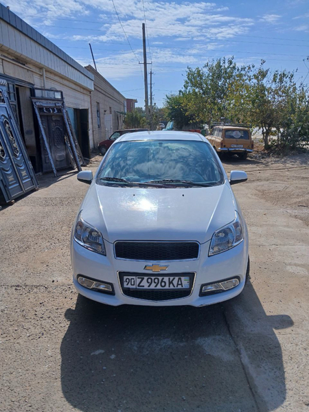 Nexia 3 sotiladi