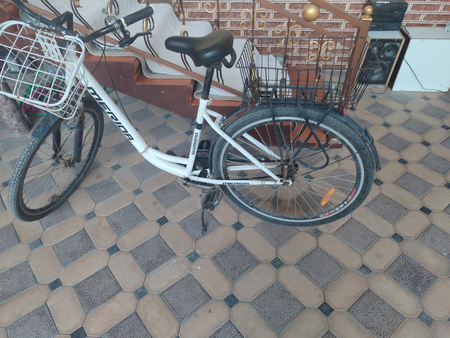 Assalamu alaykum velosiped sotiladi 1qol minilga