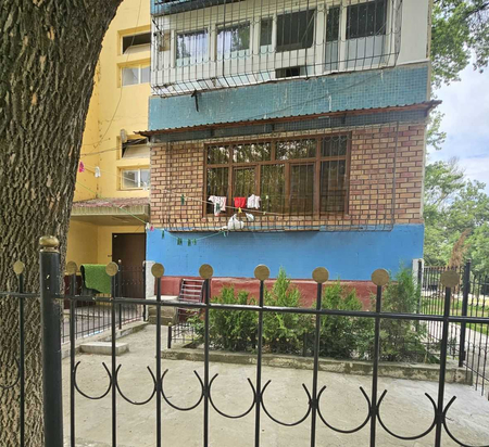 Срочно продаётся квартира в Ташкенте 2/1/4 ,Юнусабад (J2717)