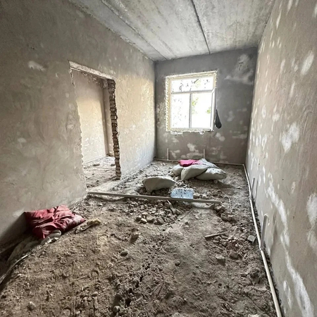 2- каватда 4 хонали квартира сотилади