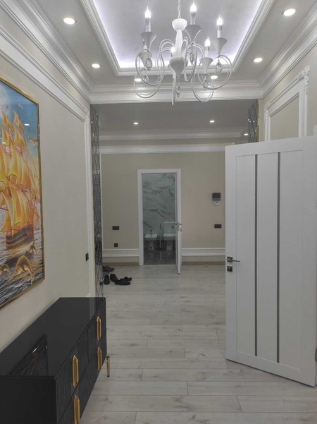 New building new euro 3room 2bed 2bathroom C-6 metro minor.Alay market