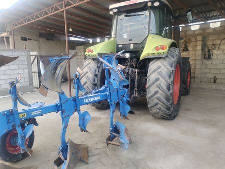 Arion 630sotiladi