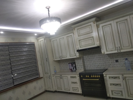 Kuxiniy mebel eng sifatlisi