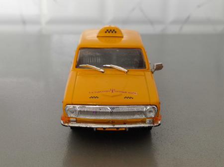 Коллекционная модель Волга такси, масштаб 1:43