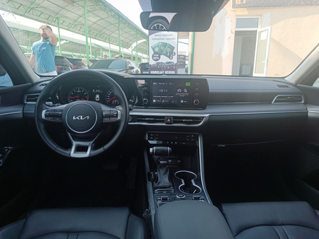 Kia K5 2- Позитция