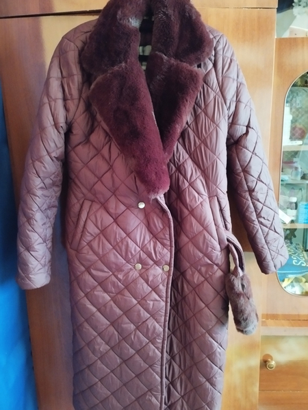 Продам пальто новый
