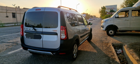 Lada Largus Kross