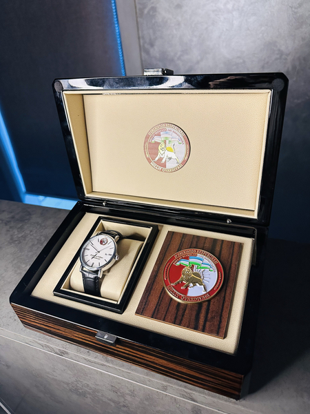 Premium lux  qutilardagi bejirim soatlar