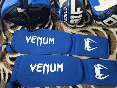 Sport kiyimllari sotiladi kamplekt