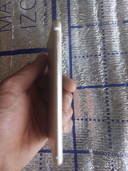 IPHONE 7  128GB Ichki xotira: 8GB Hech qatiga hech narsa qimagan