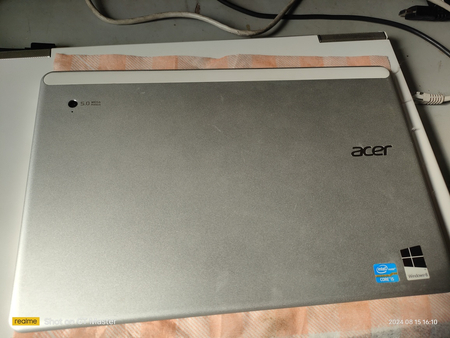Acer iconia w701