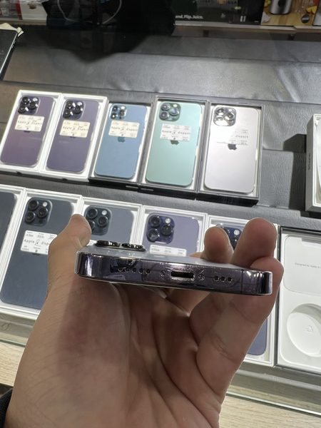 iPhone 14 pro 128 gb