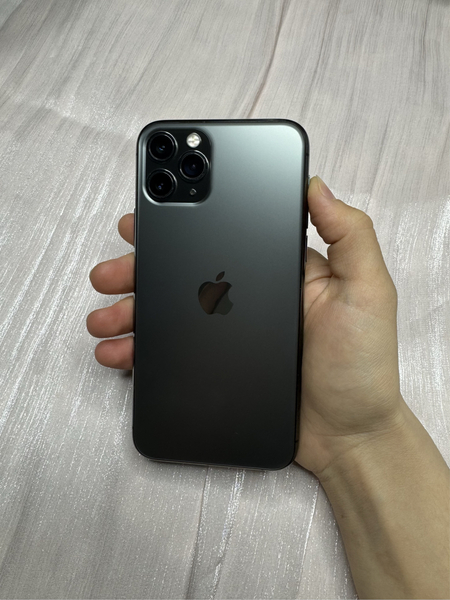iPhone 11 Pro 64gb Graphic Akk: 67% Kelwamiz