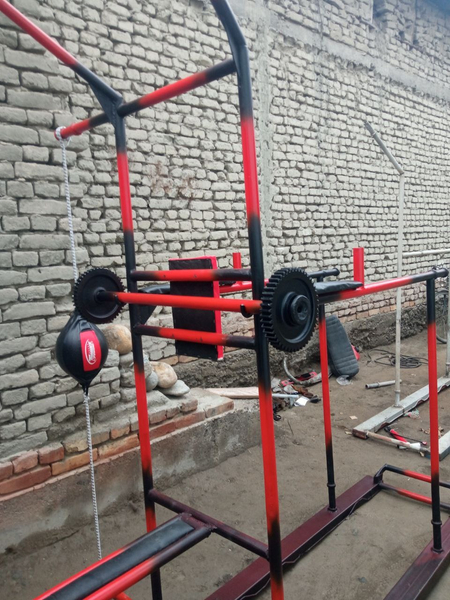 Тренажёрный турник  доставка хизмати бн