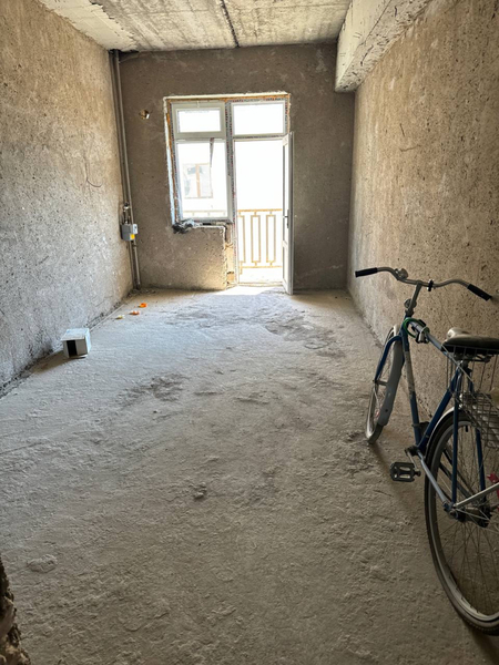 2 Xonali karopka uyimizni taklif qlamiz uy Shaxar markaziga joylashgan