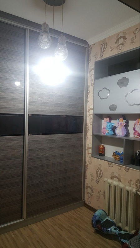 Продаю квартиру Юнусабад 11