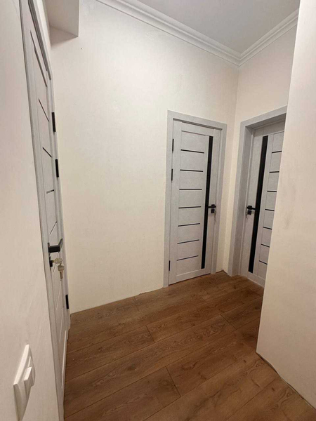 На ТТз Базаре Ахмад Югнакий в Riverside 52m2 Евро новая!`