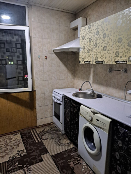 Юабад 14. 2/4/4. 60м2. 2/6 балкон