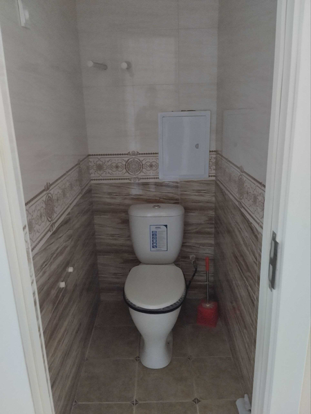 3 xonali uy 70 km2  tamirlangan xali xechkim yashamagan tayyor xonadon