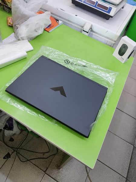 Hp victus sotiladi