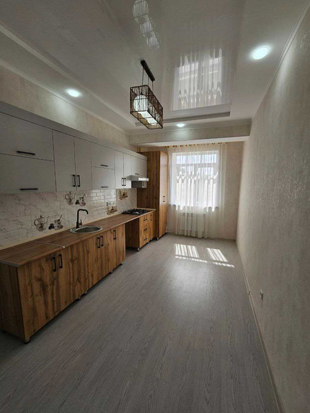 2 xonali 85m² 6-qavat uy sotiladi