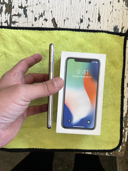 iphone x pamit 256g holati ideal karopka dak bor