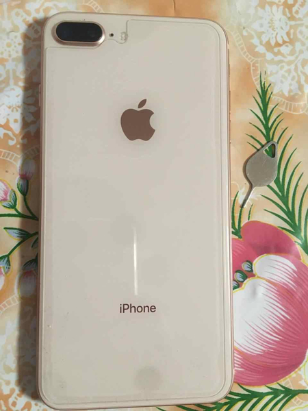 Iphone 8 plus 64 lik