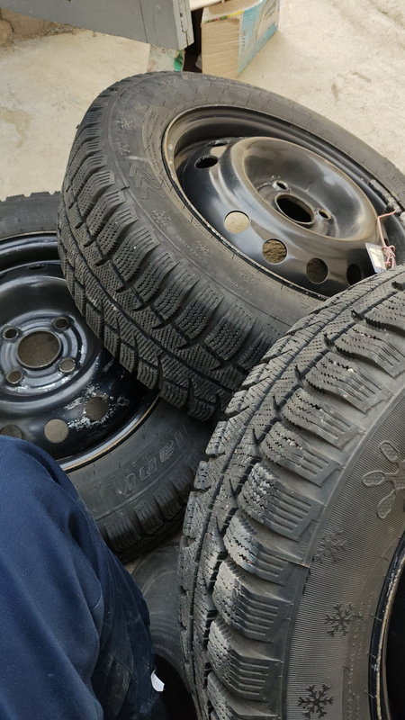 Зимние шины с дисками Cordiant Polar SL 185/65/R14