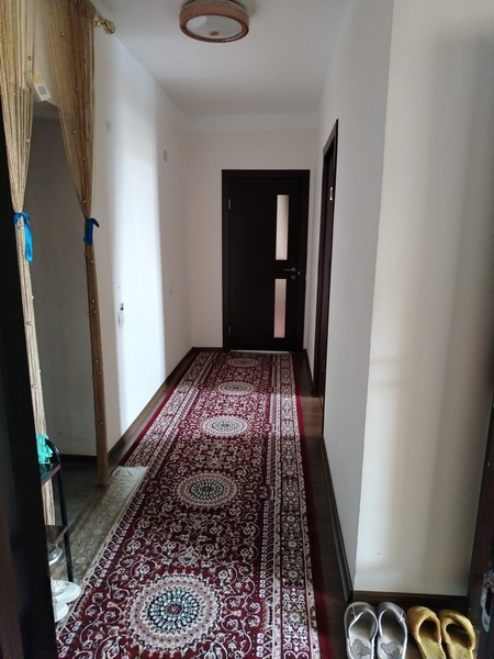 Kvartira sotiladi, Yangihayot tumani 2/5/7 shaxsiy bez makler