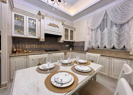 Сдается 4х ком. квартира, ор-р: гостиница Россия, 150м2