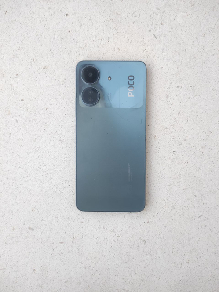 Xiaomi POCO.  8. 256